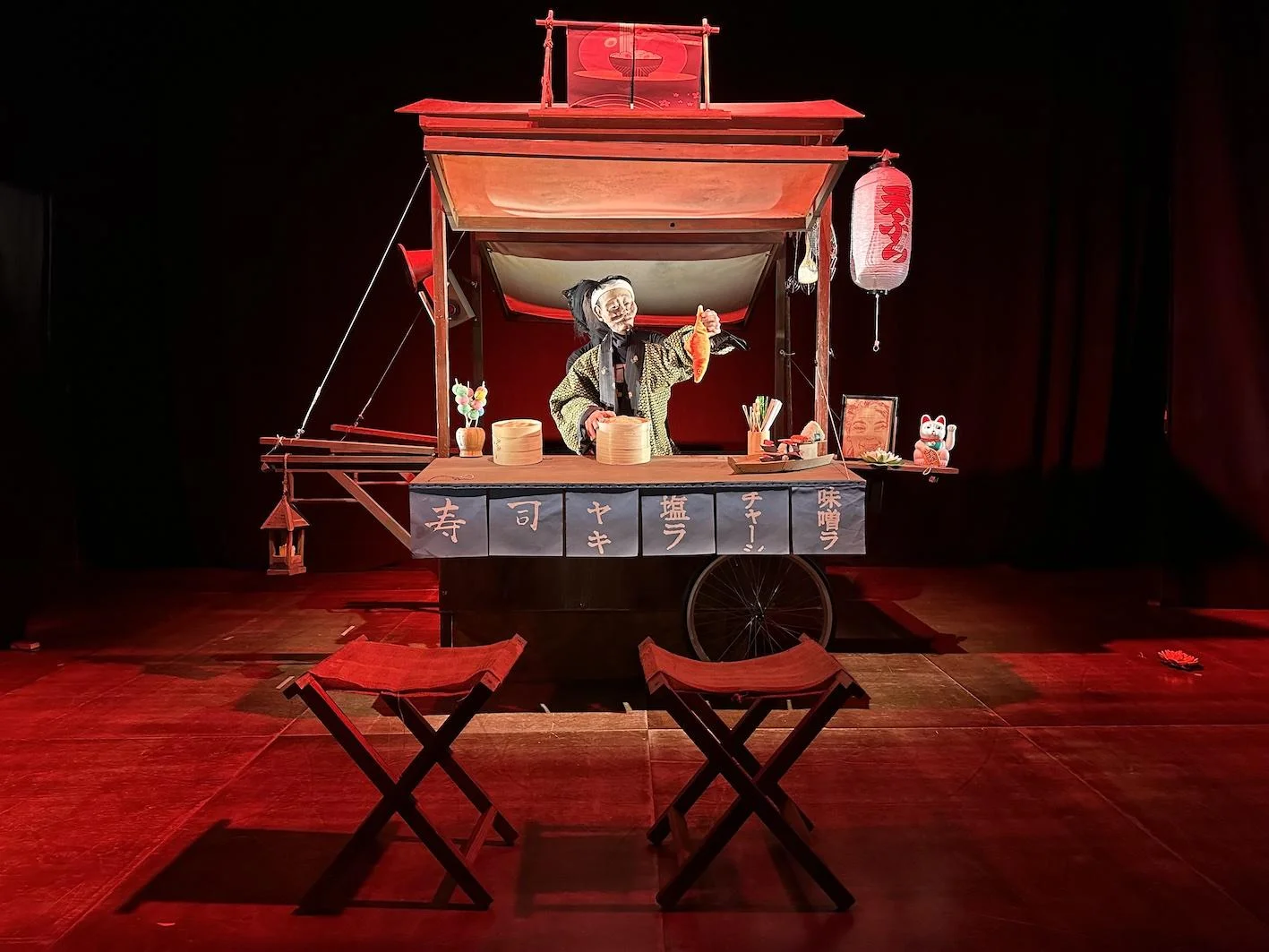 Piccolo Sushi: Spettacolo al Teatro Comunale di Leverano - Ozanews